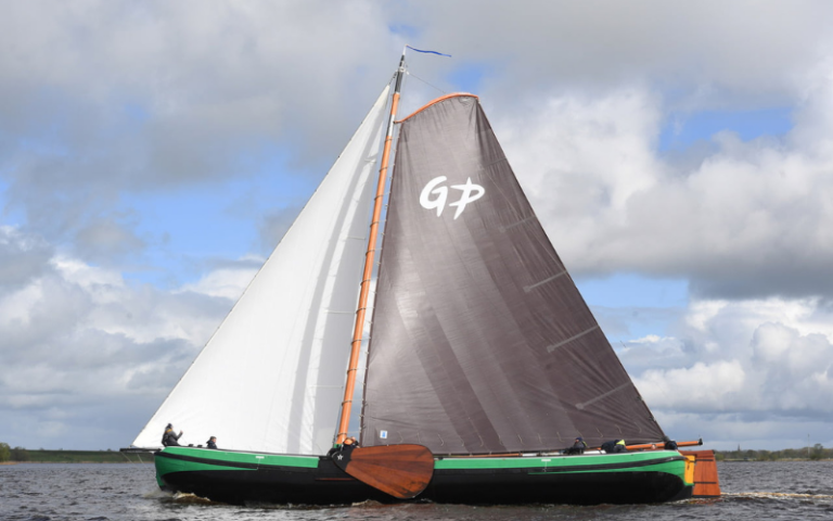 Een nieuwe schipper voor Skûtsje Grutte Pier – Skûtsje Grutte Pier